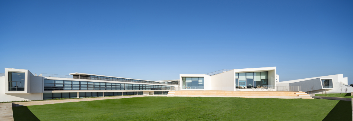 Nova School of Business and Economics Nova School of Business and Economics